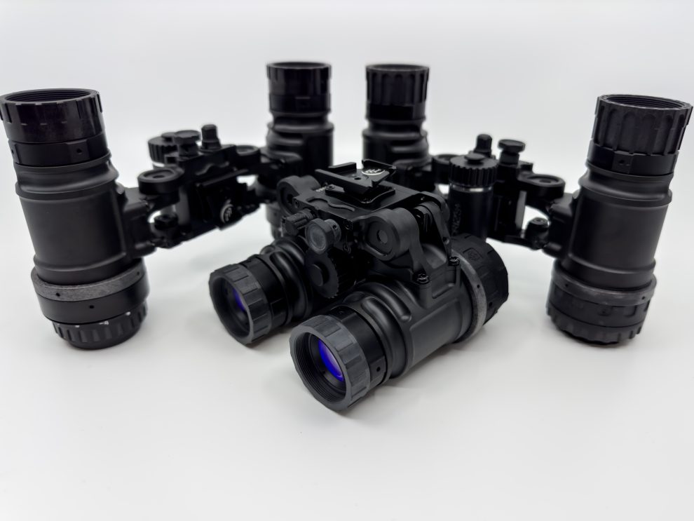 MH-1 Night Vision Goggles - Manual Gain | Low Light Innovations